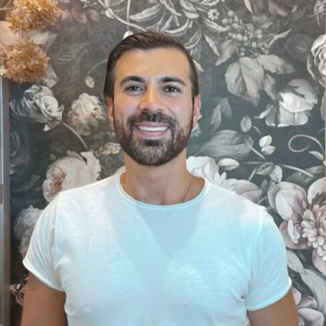 Meet The Team – Exsalonce